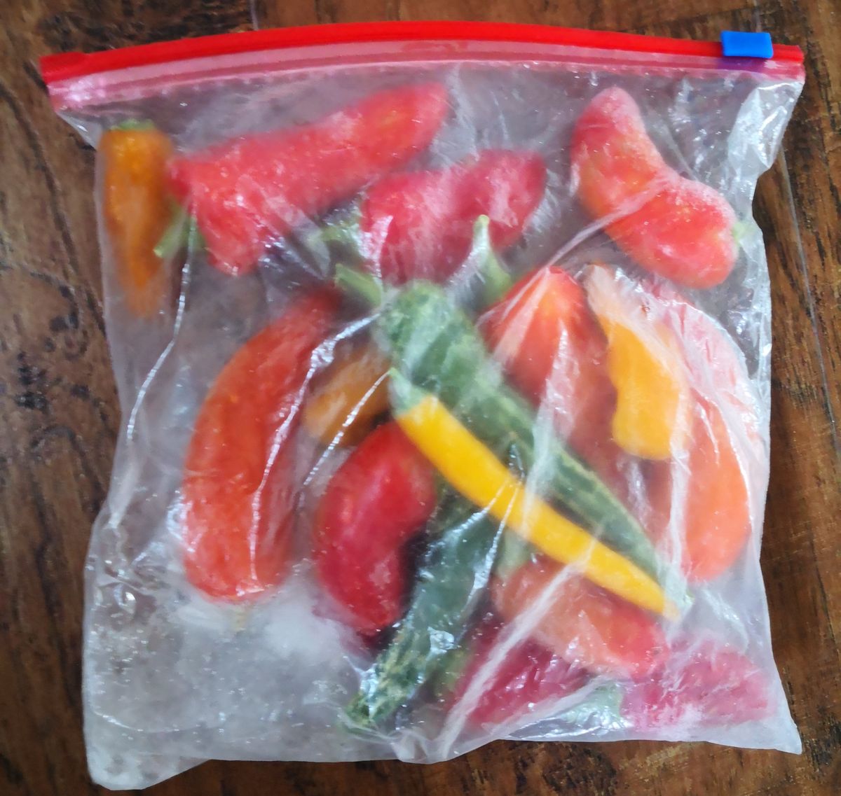 How to store chilli peppers for months